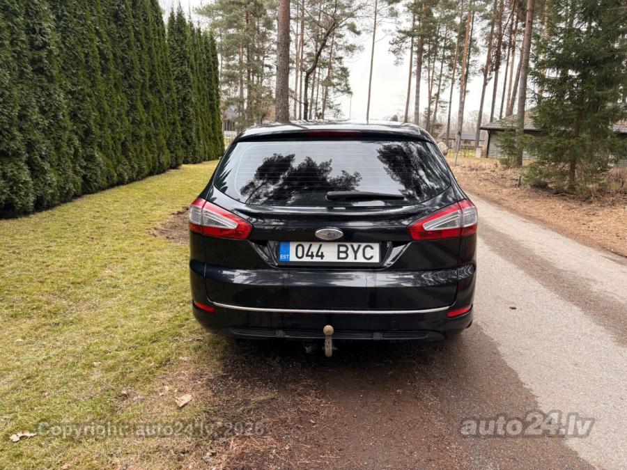 Melns Ford Mondeo 2011 Tallina, ar dzinēja tilpumu 2.00 L un nobraukumu 270 tūkst. km par 1999 €, foto 5 vietnē AUTOMOTO.COM.LV