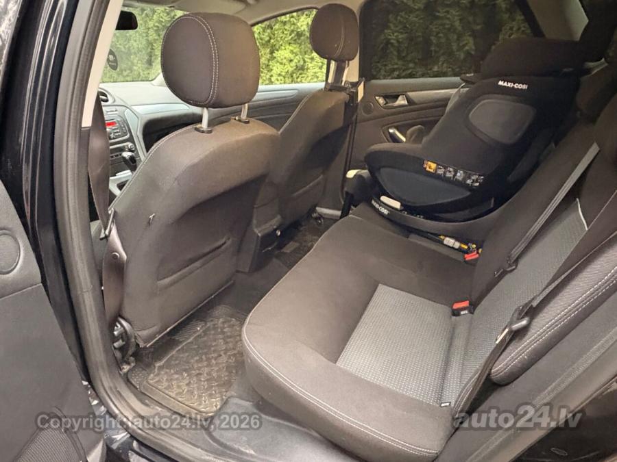 Melns Ford Mondeo 2011 Tallina, ar dzinēja tilpumu 2.00 L un nobraukumu 270 tūkst. km par 1999 €, foto 12 vietnē AUTOMOTO.COM.LV
