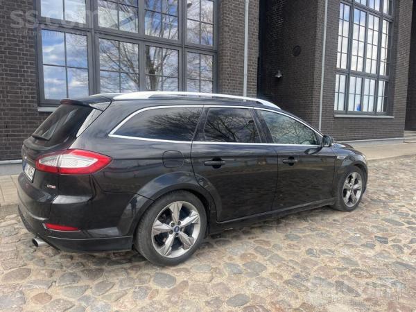 Black Ford Mondeo 2011 in Riga, with an engine capacity of 2.20 L and mileage of 252 thousand km for 4750 €, photo 9 on AUTOMOTO.COM.LV
