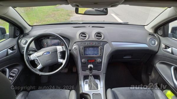Black Ford Mondeo 2011 in Tallinn, with an engine capacity of 2.00 L and mileage of 318 thousand km for 3450 €, photo 5 on AUTOMOTO.COM.LV