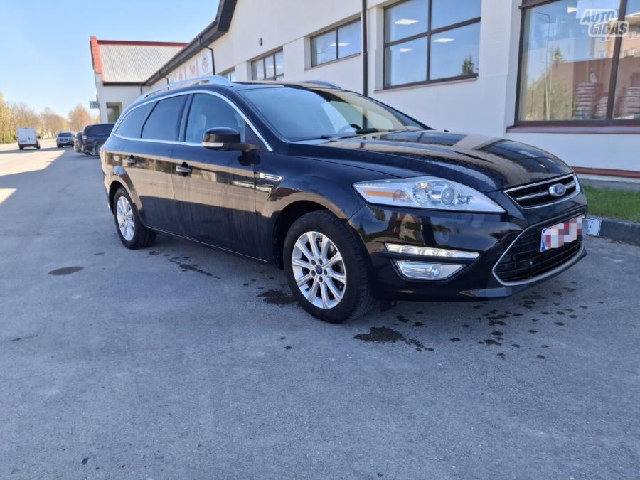 Black Ford Mondeo 2011 in Pakruojis, with an engine capacity of 2.00 L and mileage of 280 thousand km for 2600 €, photo 1 on AUTOMOTO.COM.LV