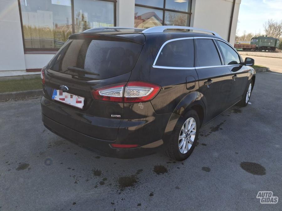 Black Ford Mondeo 2011 in Pakruojis, with an engine capacity of 2.00 L and mileage of 280 thousand km for 2600 €, photo 7 on AUTOMOTO.COM.LV