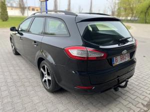 Melns Ford Mondeo 2011 Jēkabpils, ar dzinēja tilpumu 2.00 L un nobraukumu 288 tūkst. km par 4100 €, foto 8 vietnē AUTOMOTO.COM.LV
