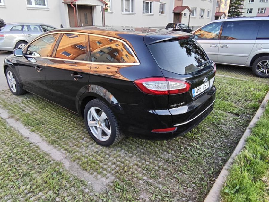 Melns Ford Mondeo 2011 Valga, ar dzinēja tilpumu 2.00 L un nobraukumu 281 tūkst. km par 3700 €, foto 7 vietnē AUTOMOTO.COM.LV