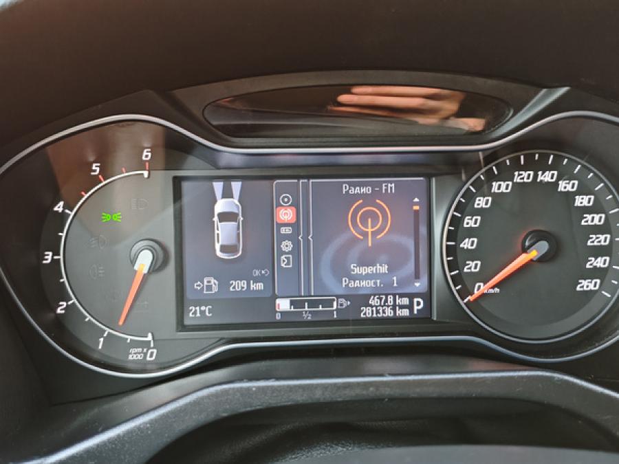 Melns Ford Mondeo 2011 Valga, ar dzinēja tilpumu 2.00 L un nobraukumu 281 tūkst. km par 3700 €, foto 14 vietnē AUTOMOTO.COM.LV