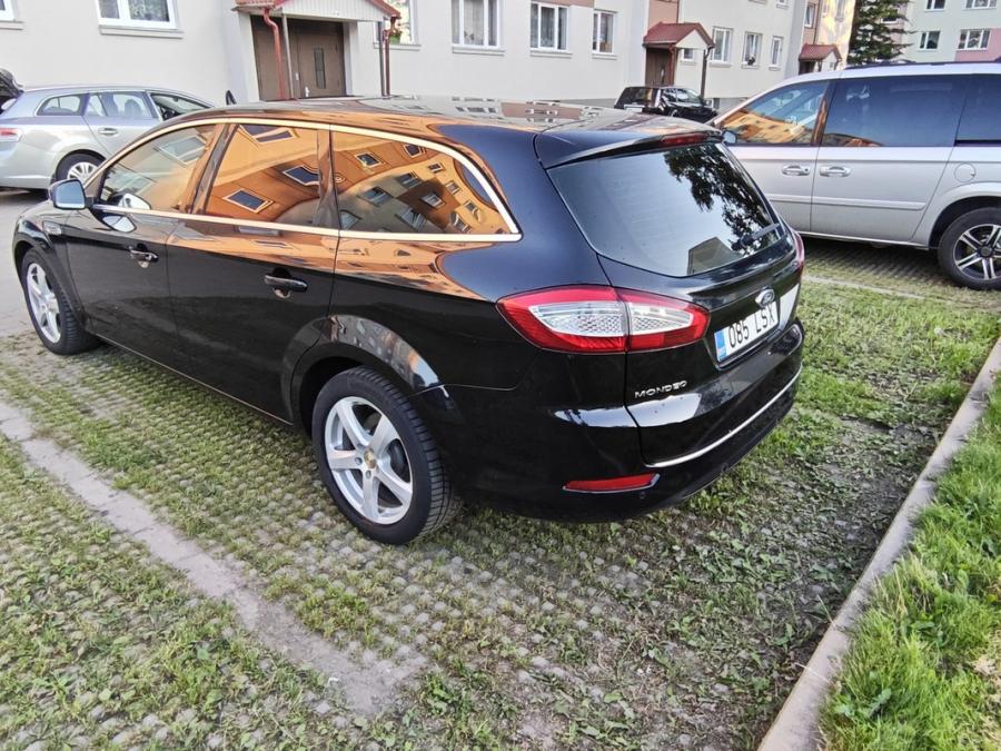 Melns Ford Mondeo 2011 Valga, ar dzinēja tilpumu 2.00 L un nobraukumu 281 tūkst. km par 3700 €, foto 20 vietnē AUTOMOTO.COM.LV