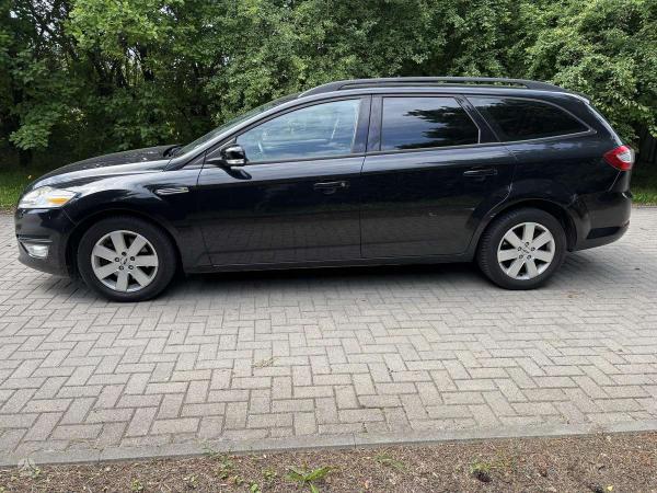 Black Ford Mondeo 2011 in Klaipeda, with an engine capacity of 2.00 L and mileage of 290 thousand km for 2450 €, photo 6 on AUTOMOTO.COM.LV
