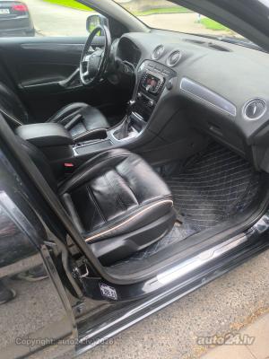 Black Ford Mondeo 2011 in Tartu, with an engine capacity of 2.00 L and mileage of 216 thousand km for 3900 €, photo 12 on AUTOMOTO.COM.LV