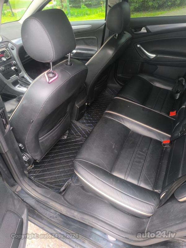 Melns Ford Mondeo 2011 Tartu, ar dzinēja tilpumu 2.00 L un nobraukumu 216 tūkst. km par 3900 €, foto 9 vietnē AUTOMOTO.COM.LV