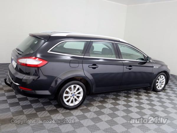 Melns Ford Mondeo 2011 Tallina, ar dzinēja tilpumu 2.00 L un nobraukumu 377 tūkst. km par 2499 €, foto 4 vietnē AUTOMOTO.COM.LV