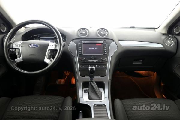 Melns Ford Mondeo 2011 Tallina, ar dzinēja tilpumu 2.00 L un nobraukumu 377 tūkst. km par 2499 €, foto 6 vietnē AUTOMOTO.COM.LV