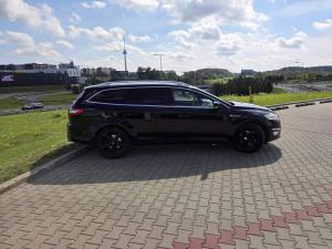 Black Ford Mondeo 2011 in Vilnius, with an engine capacity of 2.18 L and mileage of 301 thousand km for 4000 €, photo 6 on AUTOMOTO.COM.LV