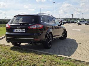 Black Ford Mondeo 2011 in Vilnius, with an engine capacity of 2.18 L and mileage of 301 thousand km for 4000 €, photo 8 on AUTOMOTO.COM.LV