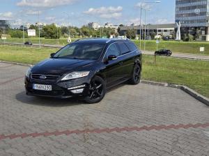 Black Ford Mondeo 2011 in Vilnius, with an engine capacity of 2.18 L and mileage of 301 thousand km for 4000 €, photo 10 on AUTOMOTO.COM.LV