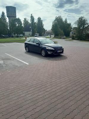 Black Ford Mondeo 2011 in Mustvee, with an engine capacity of 2.00 L and mileage of 257 thousand km for 2900 €, photo 22 on AUTOMOTO.COM.LV
