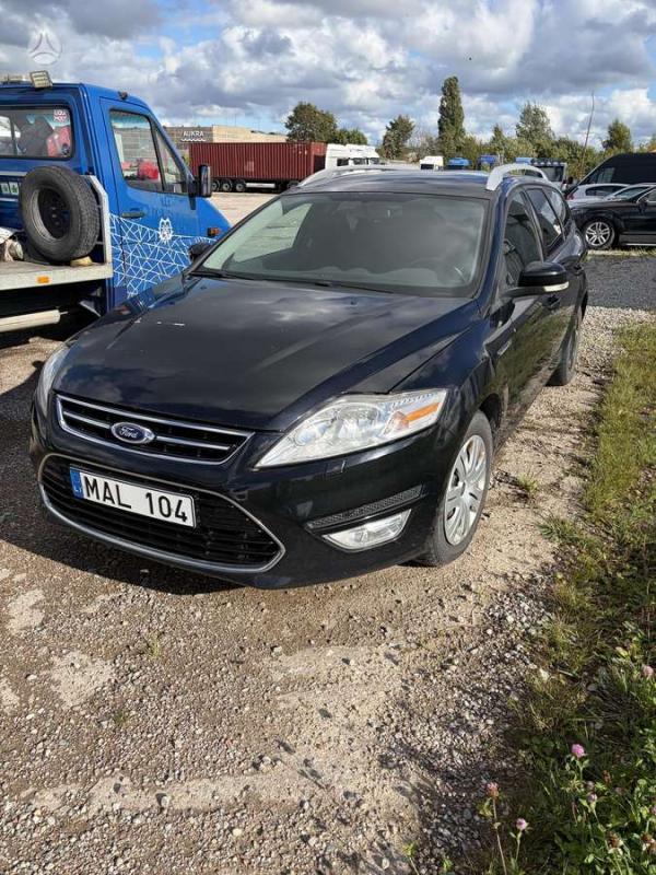Melns Ford Mondeo 2011 Klaipėda, ar dzinēja tilpumu 2.00 L un nobraukumu 320 tūkst. km par 950 €, foto 3 vietnē AUTOMOTO.COM.LV