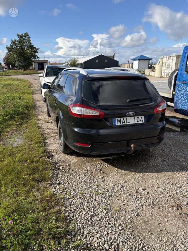 Melns Ford Mondeo 2011 Klaipėda, ar dzinēja tilpumu 2.00 L un nobraukumu 320 tūkst. km par 950 €, foto 5 vietnē AUTOMOTO.COM.LV