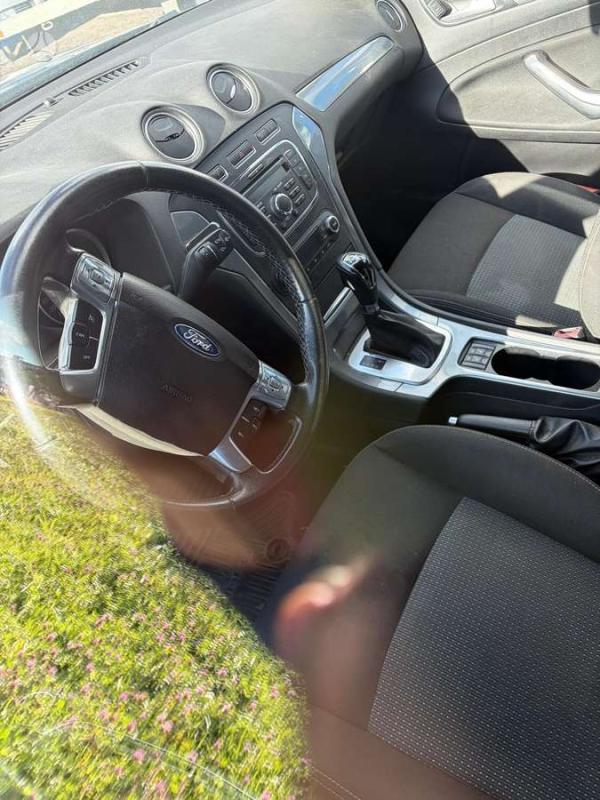 Melns Ford Mondeo 2011 Klaipėda, ar dzinēja tilpumu 2.00 L un nobraukumu 320 tūkst. km par 950 €, foto 6 vietnē AUTOMOTO.COM.LV