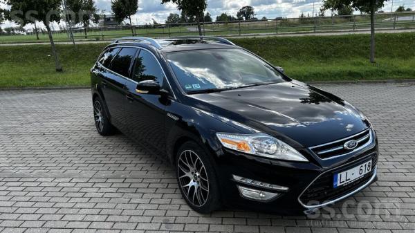 Black Ford Mondeo 2011 in Tukums, with an engine capacity of 2.20 L and mileage of 370 thousand km for 3999 €, photo 1 on AUTOMOTO.COM.LV
