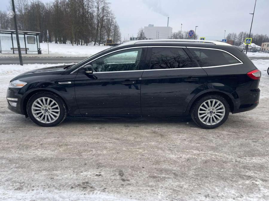 Melns Ford Mondeo 2012 Kauņa, ar dzinēja tilpumu 1.60 L un nobraukumu 247 tūkst. km par 3950 €, foto 7 vietnē AUTOMOTO.COM.LV