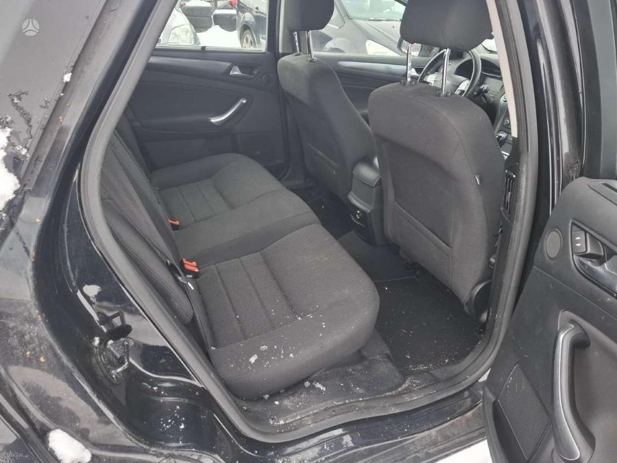 Melns Ford Mondeo 2012 Kauņa, ar dzinēja tilpumu 2.20 L un nobraukumu 380 tūkst. km par 3400 €, foto 16 vietnē AUTOMOTO.COM.LV