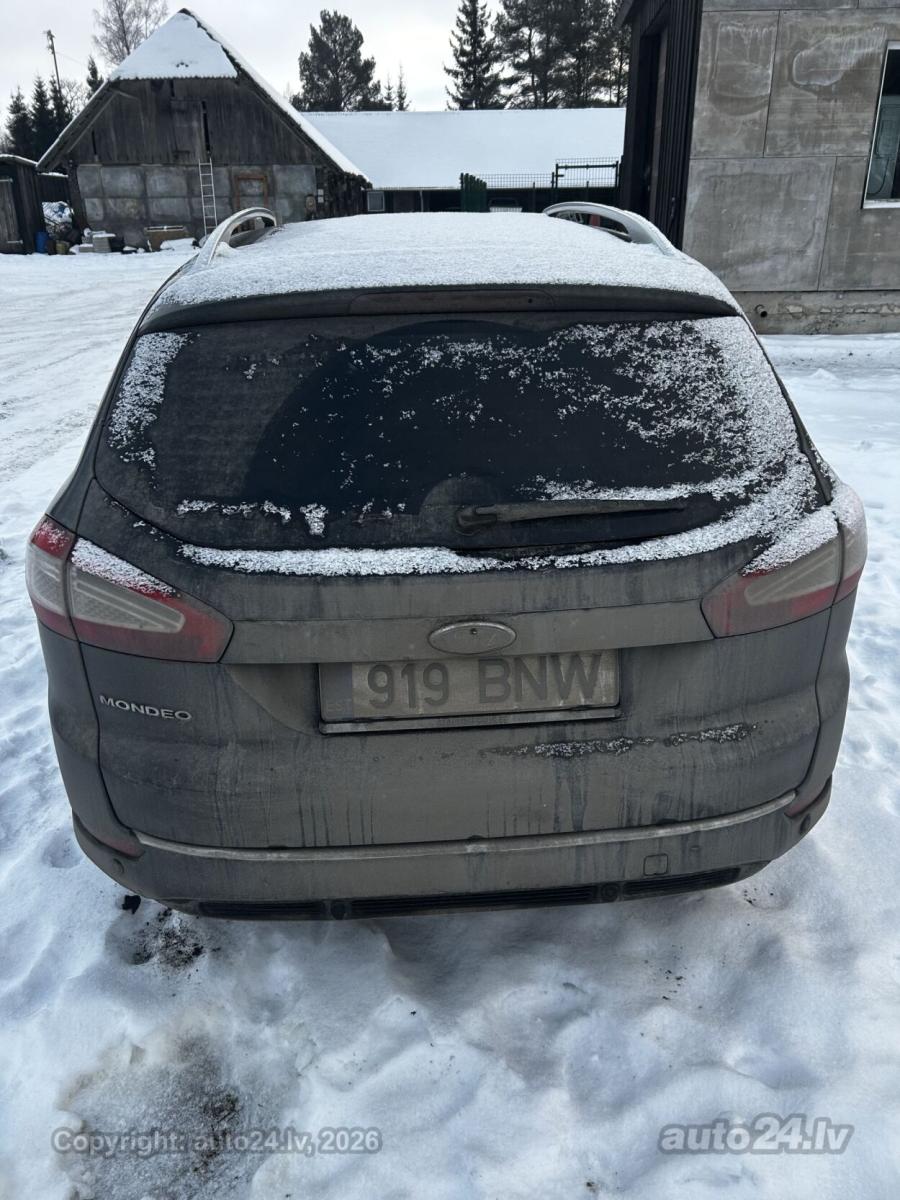 Melns Ford Mondeo 2012 Tallina, ar dzinēja tilpumu 2.00 L un nobraukumu 406 tūkst. km par 1300 €, foto 8 vietnē AUTOMOTO.COM.LV