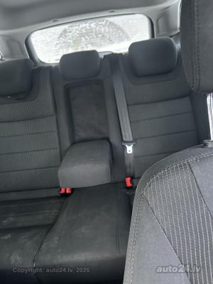 Black Ford Mondeo 2012 in Tallinn, with an engine capacity of 2.00 L and mileage of 406 thousand km for 1300 €, photo 7 on AUTOMOTO.COM.LV