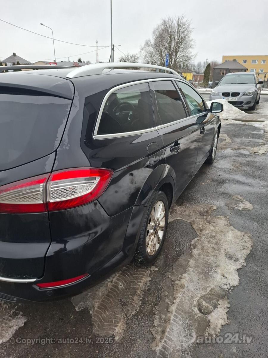 Melns Ford Mondeo 2012 Narva, ar dzinēja tilpumu 2.00 L un nobraukumu 365 tūkst. km par 4500 €, foto 4 vietnē AUTOMOTO.COM.LV