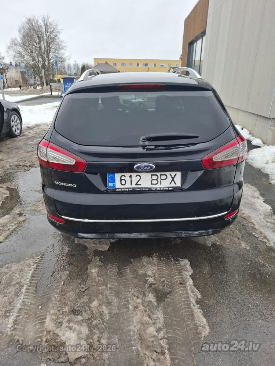 Black Ford Mondeo 2012 in Narva, with an engine capacity of 2.00 L and mileage of 365 thousand km for 4500 €, photo 3 on AUTOMOTO.COM.LV