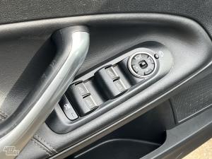 Melns Ford Mondeo 2012 Marijampole, ar dzinēja tilpumu 1.60 L un nobraukumu 187 tūkst. km par 2950 €, foto 12 vietnē AUTOMOTO.COM.LV