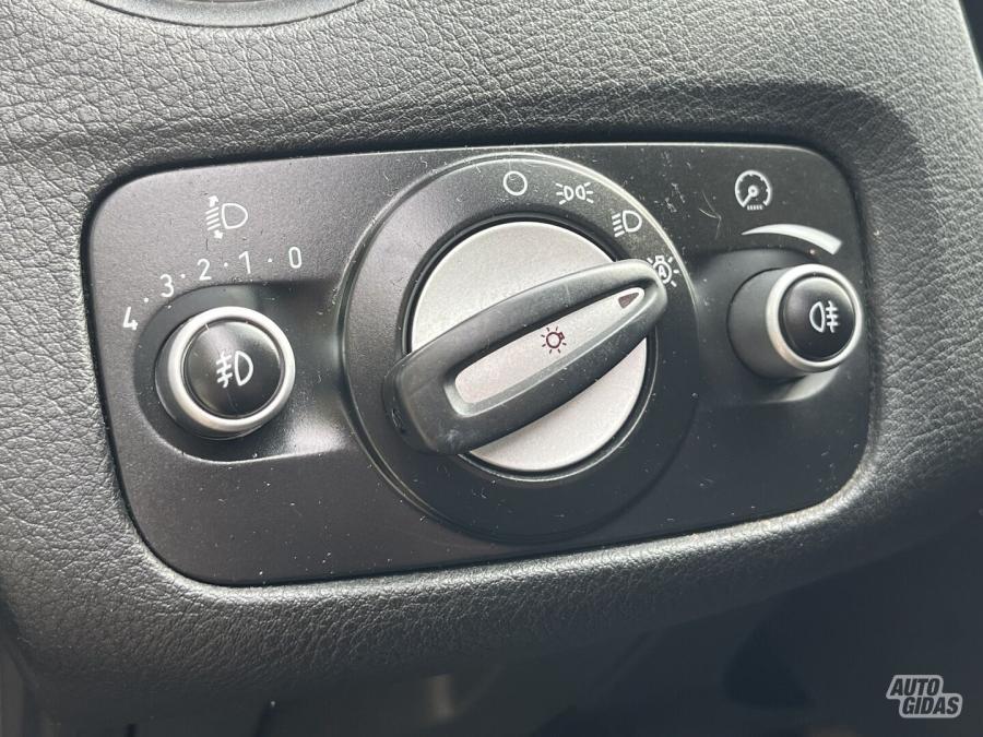 Melns Ford Mondeo 2012 Marijampole, ar dzinēja tilpumu 1.60 L un nobraukumu 187 tūkst. km par 2950 €, foto 15 vietnē AUTOMOTO.COM.LV
