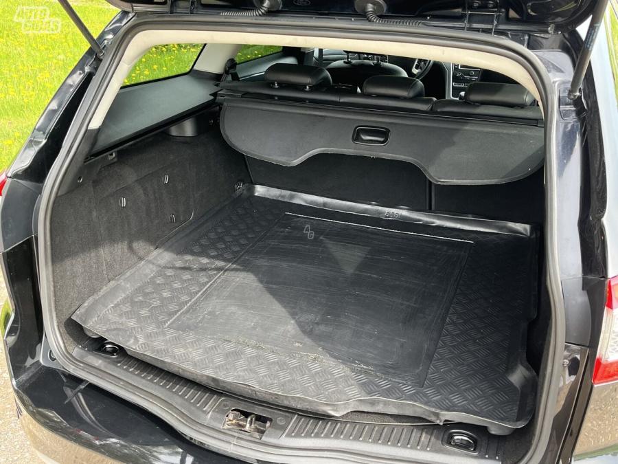 Melns Ford Mondeo 2012 Marijampole, ar dzinēja tilpumu 1.60 L un nobraukumu 187 tūkst. km par 2950 €, foto 17 vietnē AUTOMOTO.COM.LV
