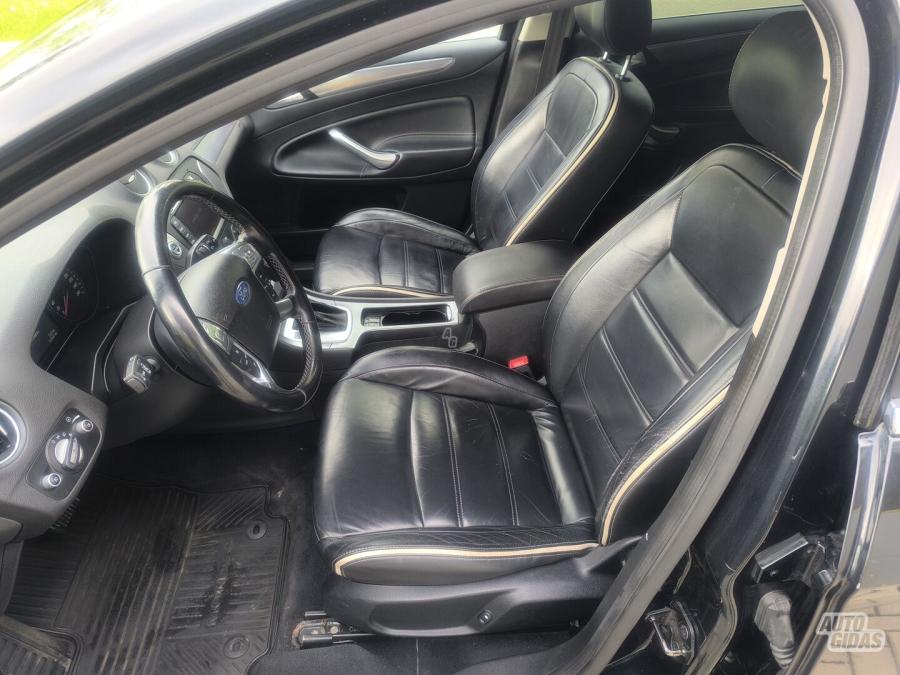 Melns Ford Mondeo 2012 Radviliškis, ar dzinēja tilpumu 2.00 L un nobraukumu 248 tūkst. km par 3950 €, foto 13 vietnē AUTOMOTO.COM.LV