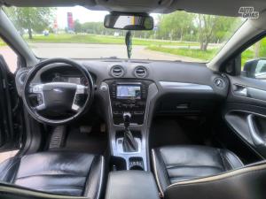 Melns Ford Mondeo 2012 Radviliškis, ar dzinēja tilpumu 2.00 L un nobraukumu 248 tūkst. km par 3950 €, foto 17 vietnē AUTOMOTO.COM.LV