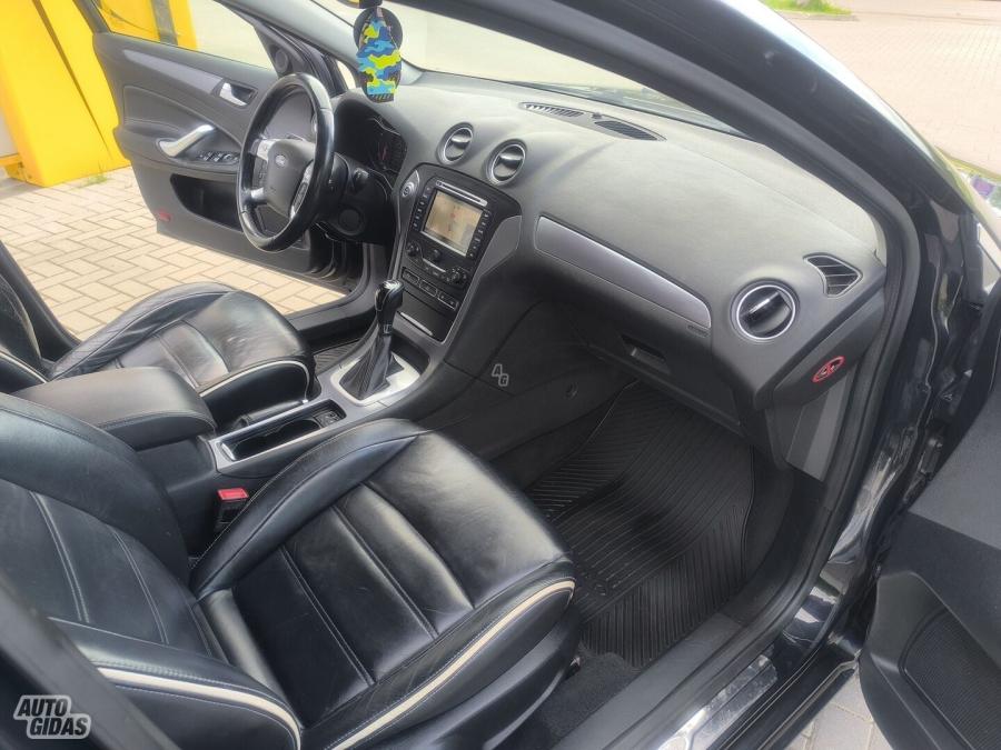 Melns Ford Mondeo 2012 Radviliškis, ar dzinēja tilpumu 2.00 L un nobraukumu 248 tūkst. km par 3950 €, foto 18 vietnē AUTOMOTO.COM.LV