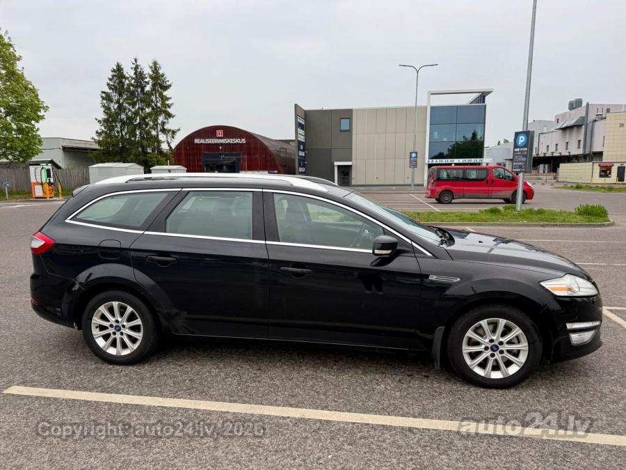 Melns Ford Mondeo 2012 Tallina, ar dzinēja tilpumu 2.00 L un nobraukumu 318 tūkst. km par 2600 €, foto 1 vietnē AUTOMOTO.COM.LV