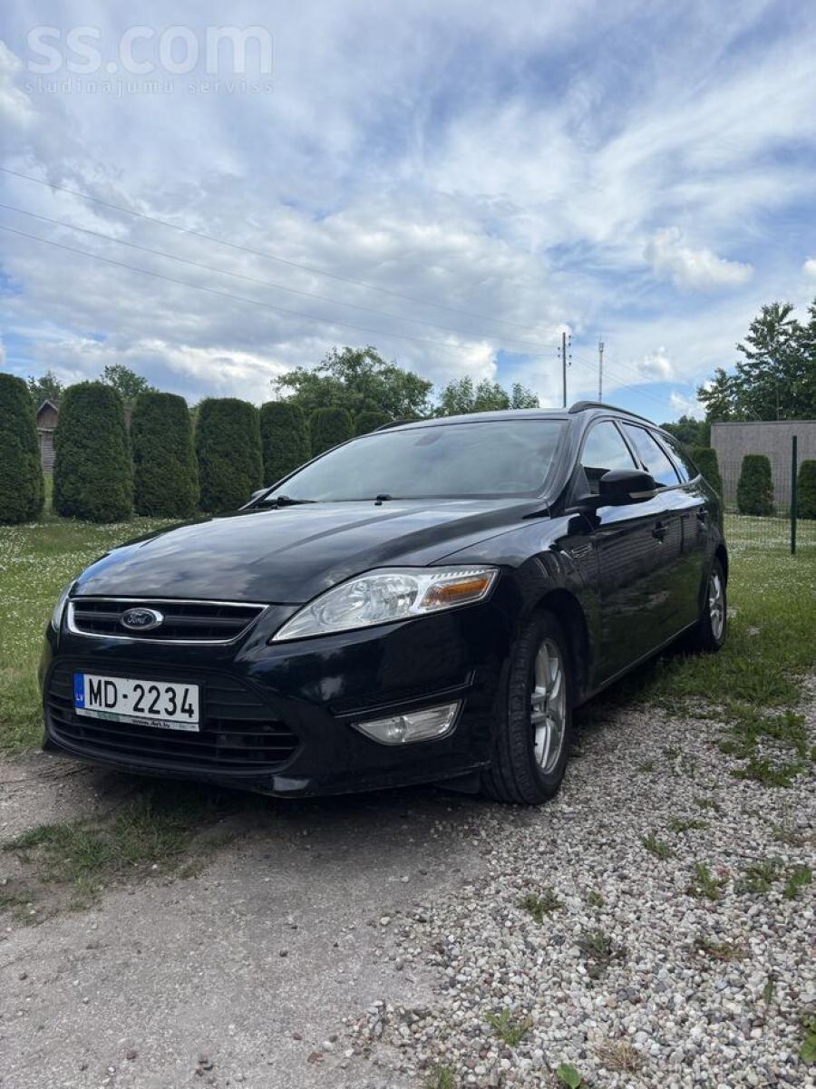 Melns Ford Mondeo 2012 Tukums, ar dzinēja tilpumu 2.00 L un nobraukumu 303 tūkst. km par 3190 €, foto 3 vietnē AUTOMOTO.COM.LV