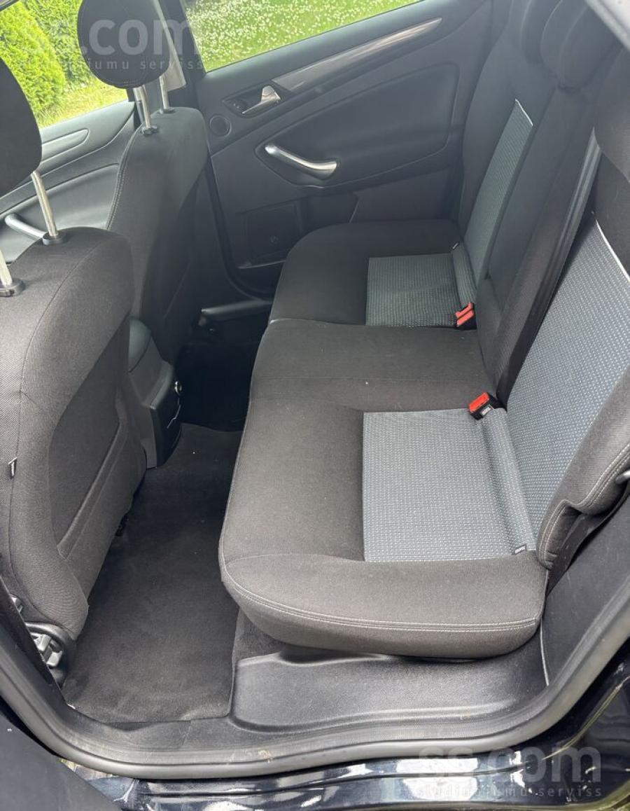 Melns Ford Mondeo 2012 Tukums, ar dzinēja tilpumu 2.00 L un nobraukumu 303 tūkst. km par 3190 €, foto 11 vietnē AUTOMOTO.COM.LV