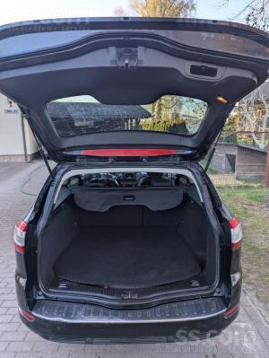 Melns Ford Mondeo 2012 Rīga, ar dzinēja tilpumu 2.00 L un nobraukumu 327 tūkst. km par 3600 €, foto 9 vietnē AUTOMOTO.COM.LV