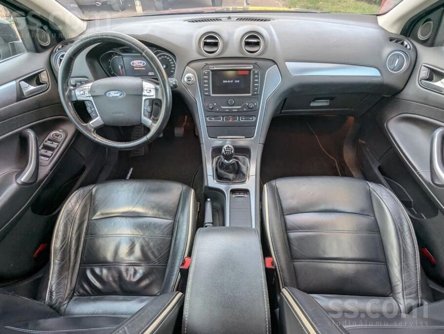 Melns Ford Mondeo 2012 Rīga, ar dzinēja tilpumu 2.00 L un nobraukumu 327 tūkst. km par 3600 €, foto 10 vietnē AUTOMOTO.COM.LV