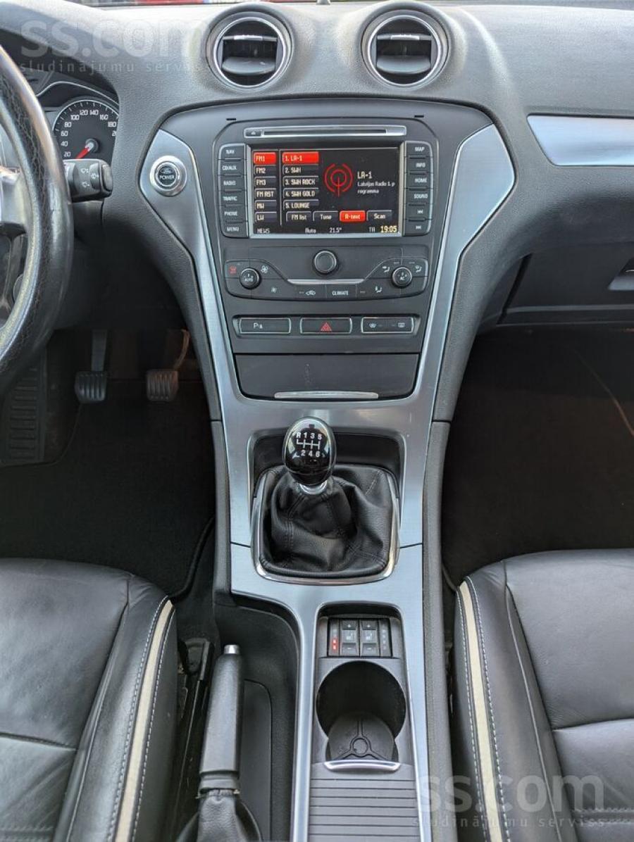 Melns Ford Mondeo 2012 Rīga, ar dzinēja tilpumu 2.00 L un nobraukumu 327 tūkst. km par 3600 €, foto 11 vietnē AUTOMOTO.COM.LV