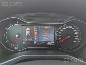 Melns Ford Mondeo 2012 Rīga, ar dzinēja tilpumu 2.00 L un nobraukumu 327 tūkst. km par 3600 €, foto 12 vietnē AUTOMOTO.COM.LV