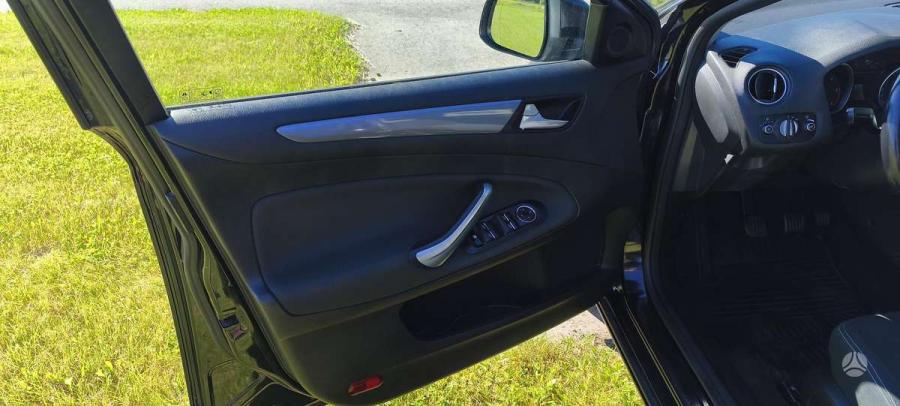 Melns Ford Mondeo 2012 Ukmergė, ar dzinēja tilpumu 2.00 L un nobraukumu 268 tūkst. km par 3400 €, foto 19 vietnē AUTOMOTO.COM.LV