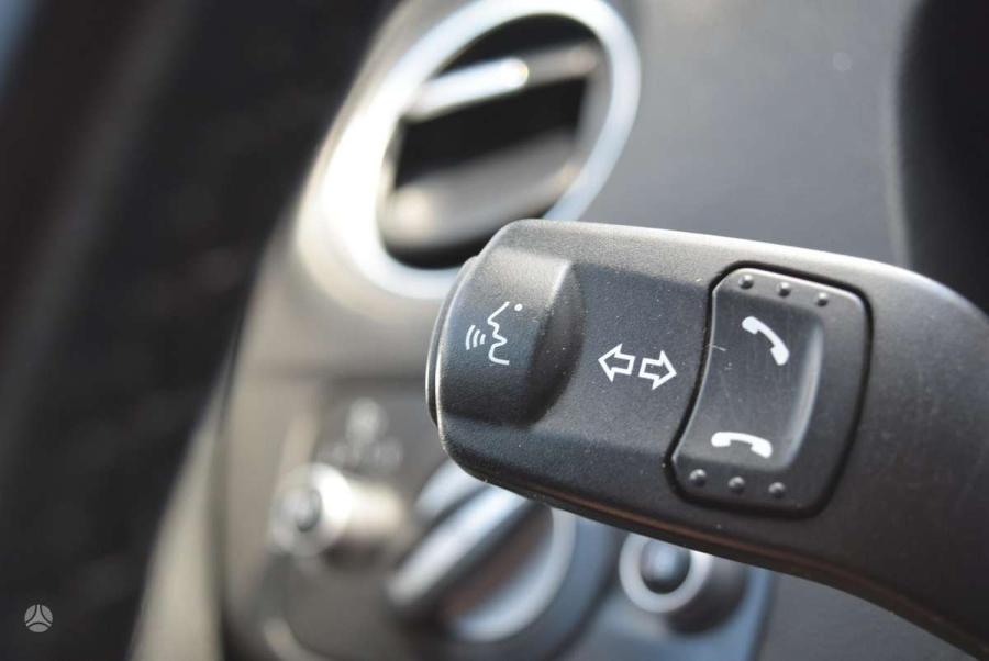 Black Ford Mondeo 2012 in Vilnius, with an engine capacity of 2.00 L and mileage of 291 thousand km for 3950 €, photo 20 on AUTOMOTO.COM.LV