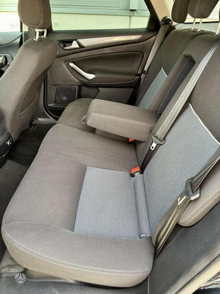 Melns Ford Mondeo 2012 Kauņa, ar dzinēja tilpumu 2.00 L un nobraukumu 316 tūkst. km par 3499 €, foto 9 vietnē AUTOMOTO.COM.LV