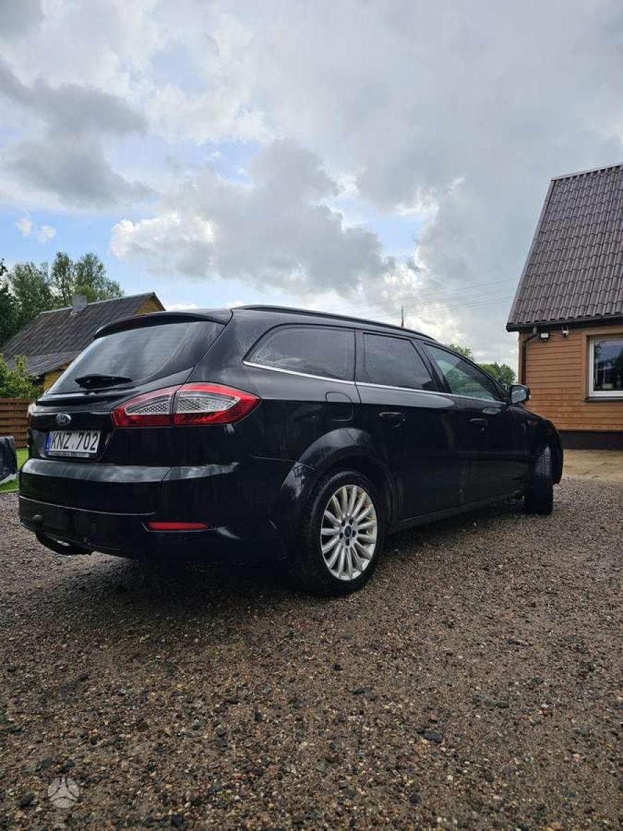 Melns Ford Mondeo 2012 Ukmergė, ar dzinēja tilpumu 2.00 L un nobraukumu 380 tūkst. km par 2300 €, foto 5 vietnē AUTOMOTO.COM.LV