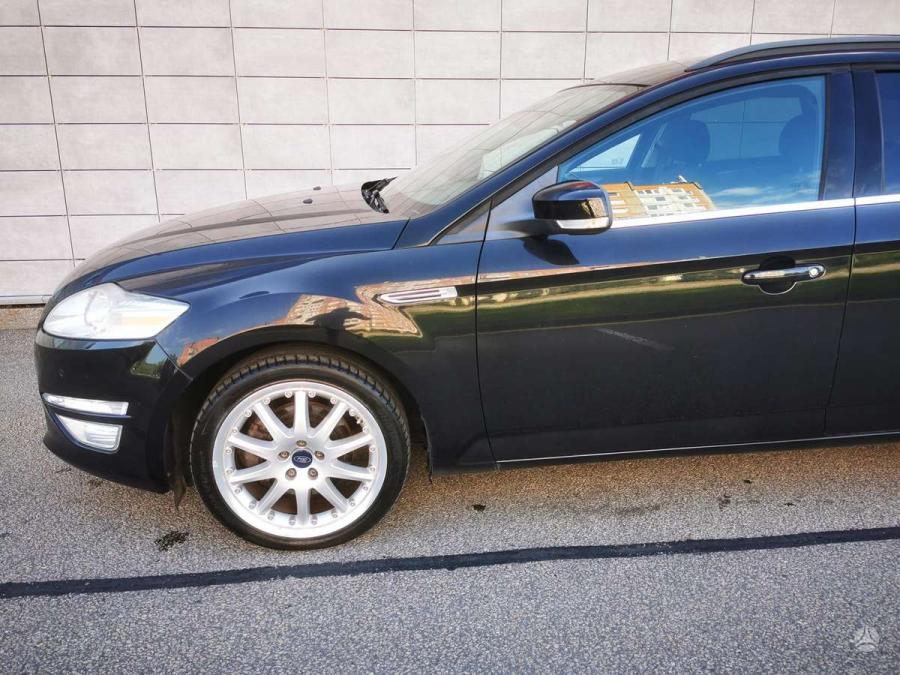 Melns Ford Mondeo 2012 Klaipėda, ar dzinēja tilpumu 2.00 L un nobraukumu 198 tūkst. km par 3750 €, foto 12 vietnē AUTOMOTO.COM.LV