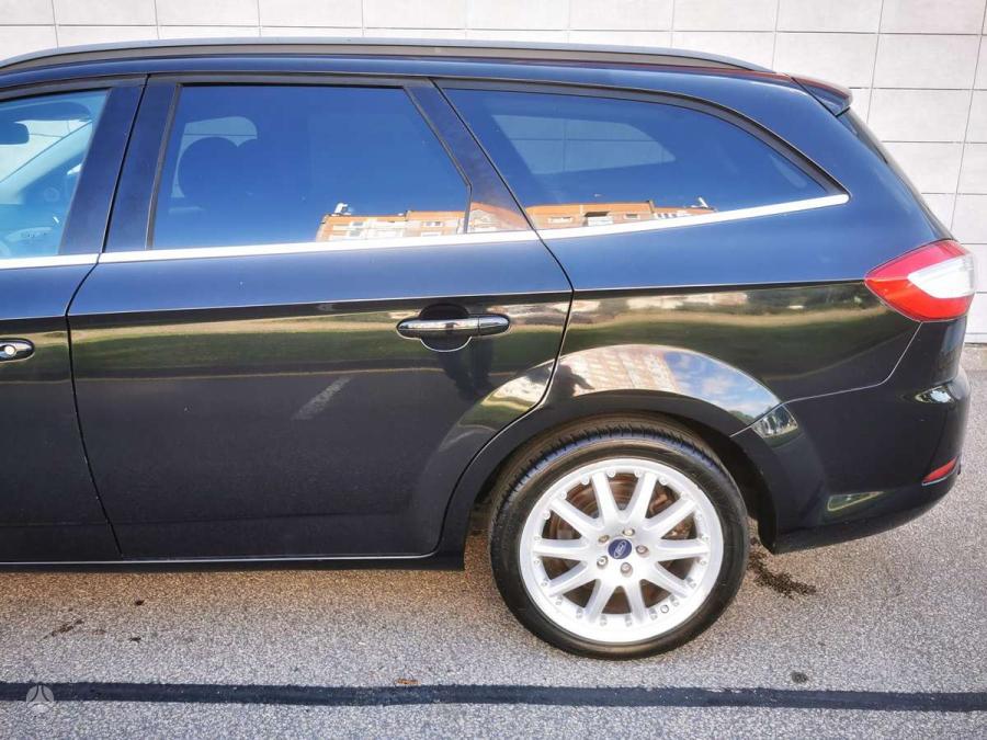 Melns Ford Mondeo 2012 Klaipėda, ar dzinēja tilpumu 2.00 L un nobraukumu 198 tūkst. km par 3750 €, foto 13 vietnē AUTOMOTO.COM.LV