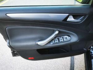 Melns Ford Mondeo 2012 Klaipėda, ar dzinēja tilpumu 2.00 L un nobraukumu 198 tūkst. km par 3750 €, foto 29 vietnē AUTOMOTO.COM.LV