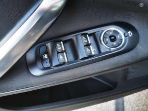 Melns Ford Mondeo 2012 Klaipėda, ar dzinēja tilpumu 2.00 L un nobraukumu 198 tūkst. km par 3750 €, foto 30 vietnē AUTOMOTO.COM.LV